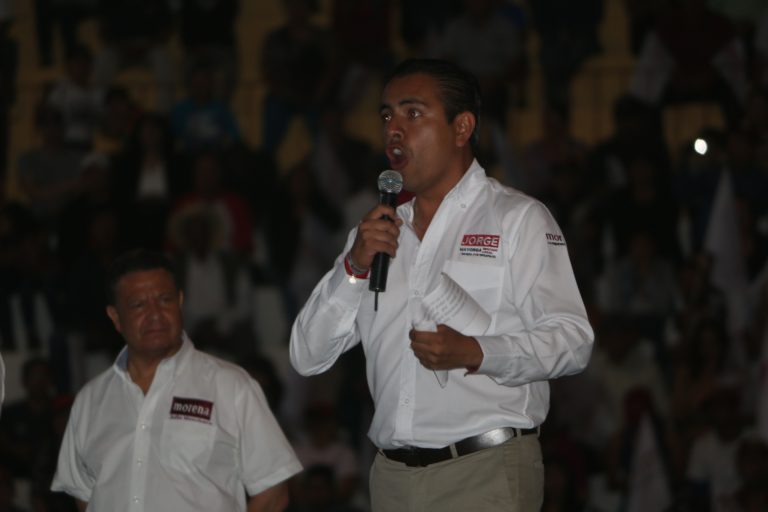 Asevera Jorge Mayorga que postulación no la debe a Sosa, sino a AMLO