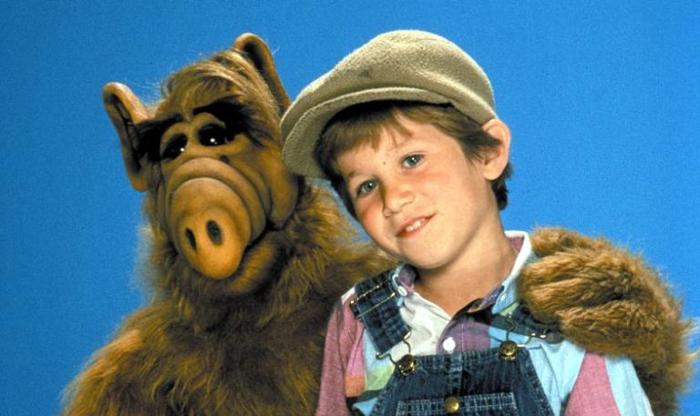 Alista Warner Bros. remake de ‘ALF’