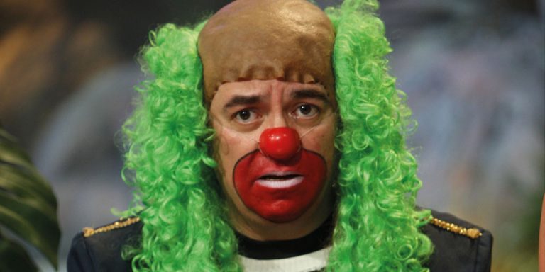 Al poder se le revisa, no se le aplaude: Brozo en su último programa