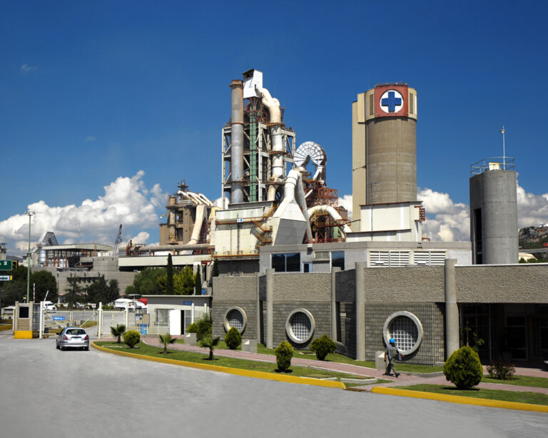 Se deslinda López Morales de malos manejos en La Cruz Azul