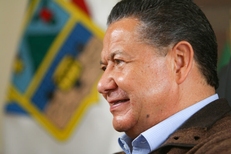 Menchaca asume hoy las riendas del estado