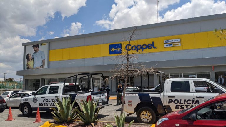 Asaltan tienda Coppel en Villas de Pachuca; dos detenidos