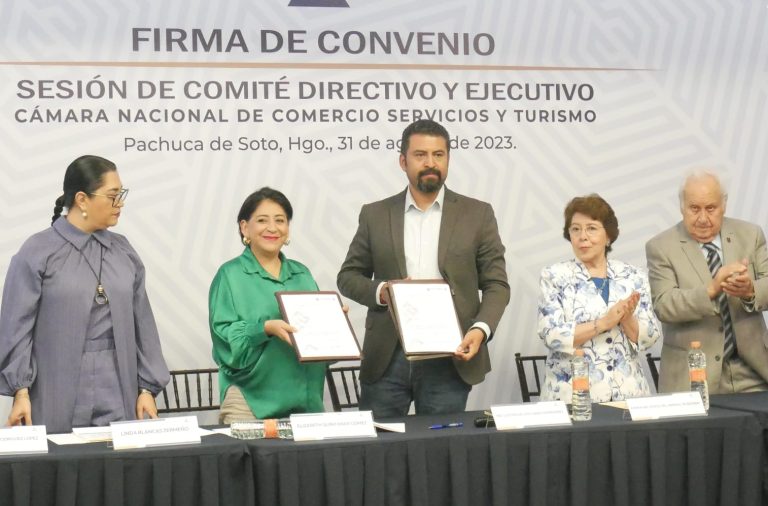 Firman convenio Secturh y Canaco Pachuca