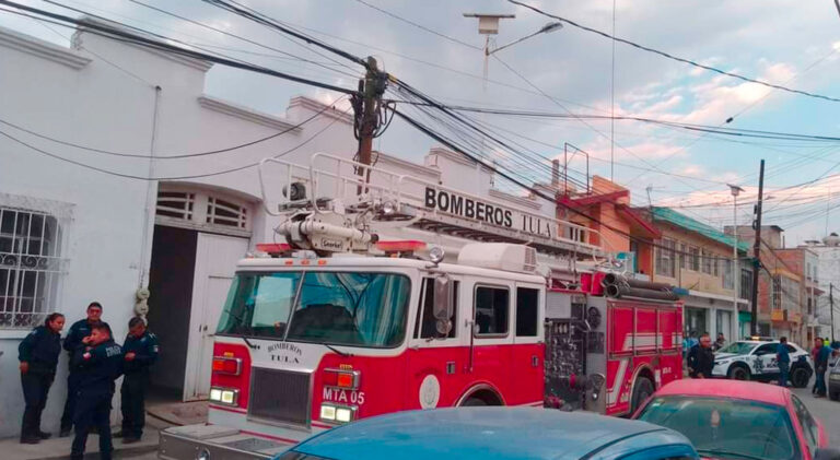 Se registra flamazo en céntrica calle de Tula