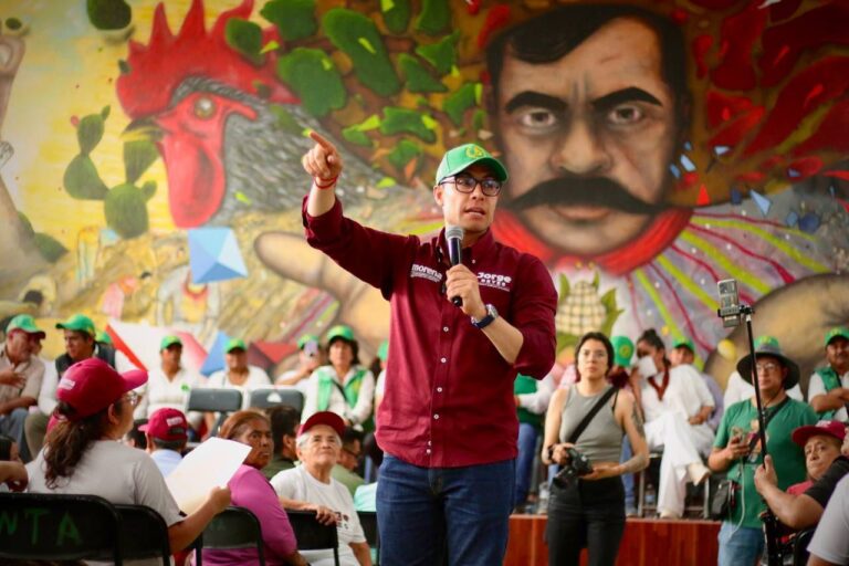 UNTA solicita a Jorge Reyes apoyo para regularizar escrituraciones