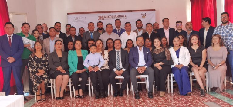 Presentan equipos para el proceso entrega-recepción, en Mixquiahuala