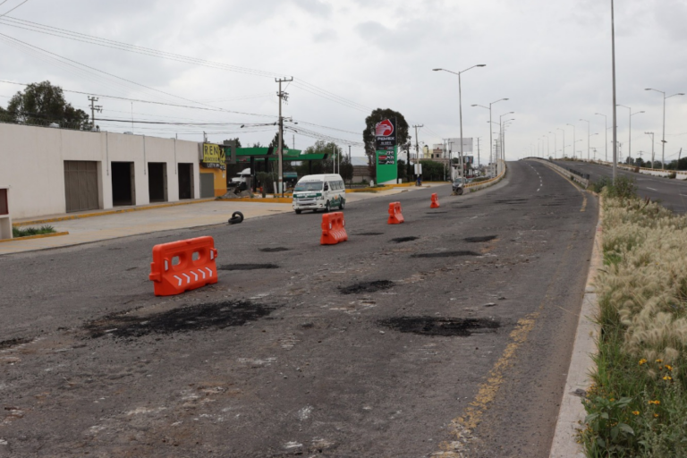 ¡Por fin! Inicia la pavimentación de la Pachuca-Sahagún con concreto ...