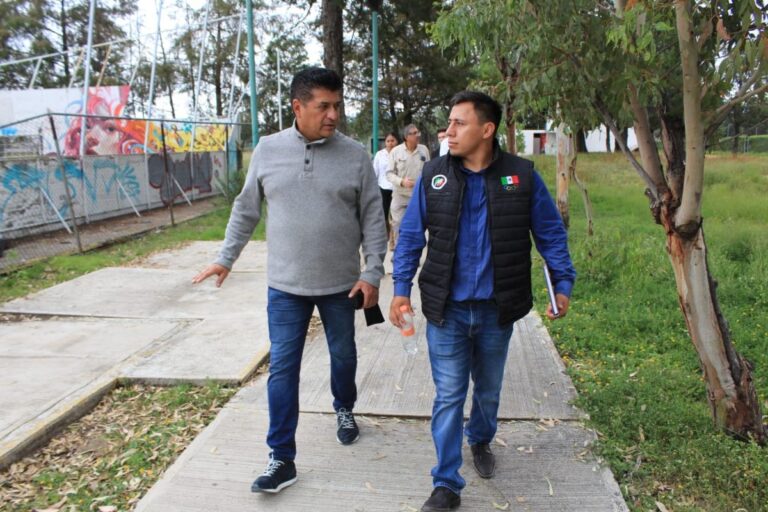 Ceden a Nabor Castillo la estafeta en el deporte municipal