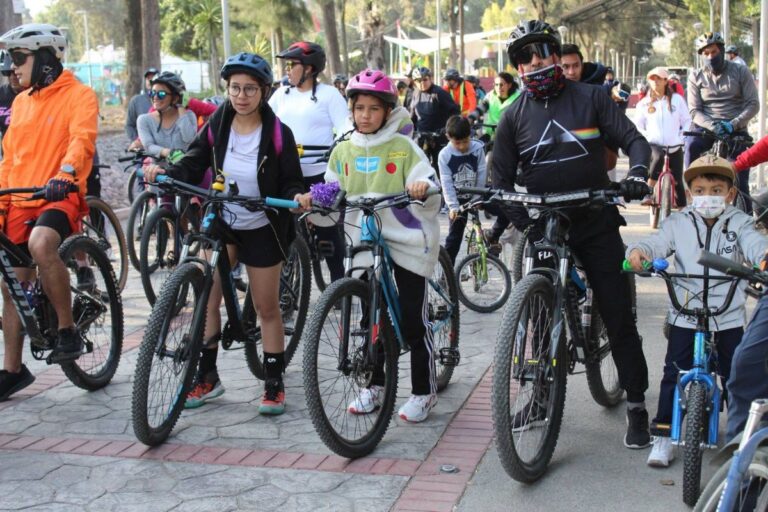 ¿Sin planes para el día del amor y la amistad? Participa en la Carrera ...