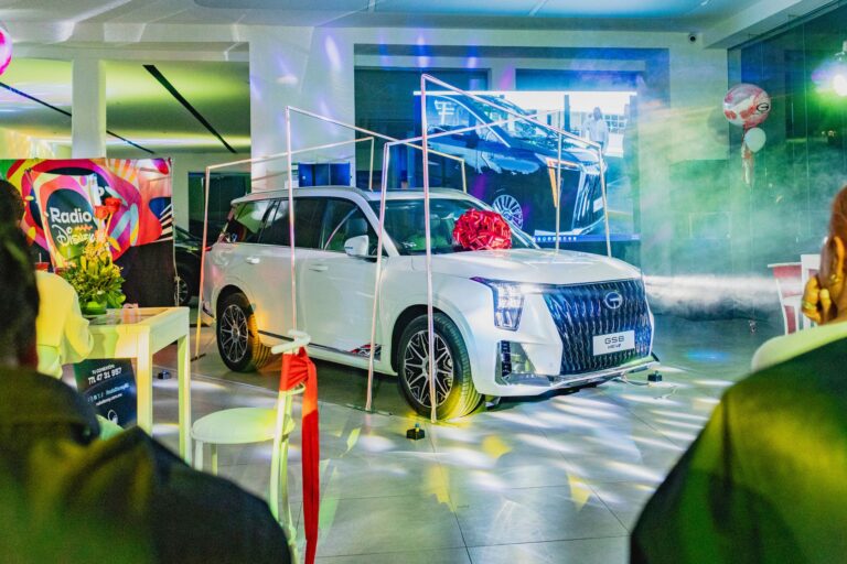 Descubre la nueva GS8 HEV de GAC