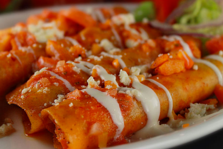 No te lo puedes perder! La enchilada más grande del mundo en Real del ...