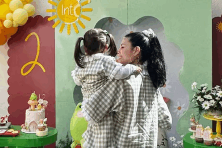 Inti celebra sus 2 años con fiesta de ensueño organizada por Cazzu