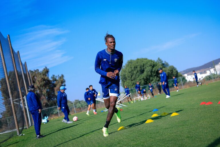 Andrés Micolta vuelve al primer equipo del Pachuca rumbo al Clausura 2026