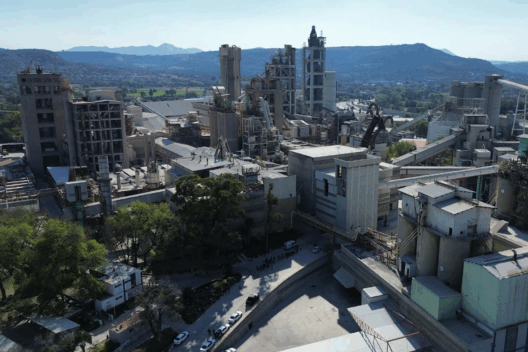 Inicia proceso de reactivación de la planta de La Cruz Azul en Jasso